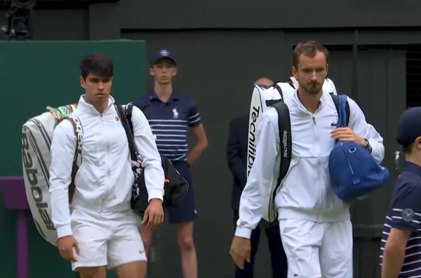 Jannik Sinner, Carlos Alcaraz and common Wimbledon roadblock - Medvedev